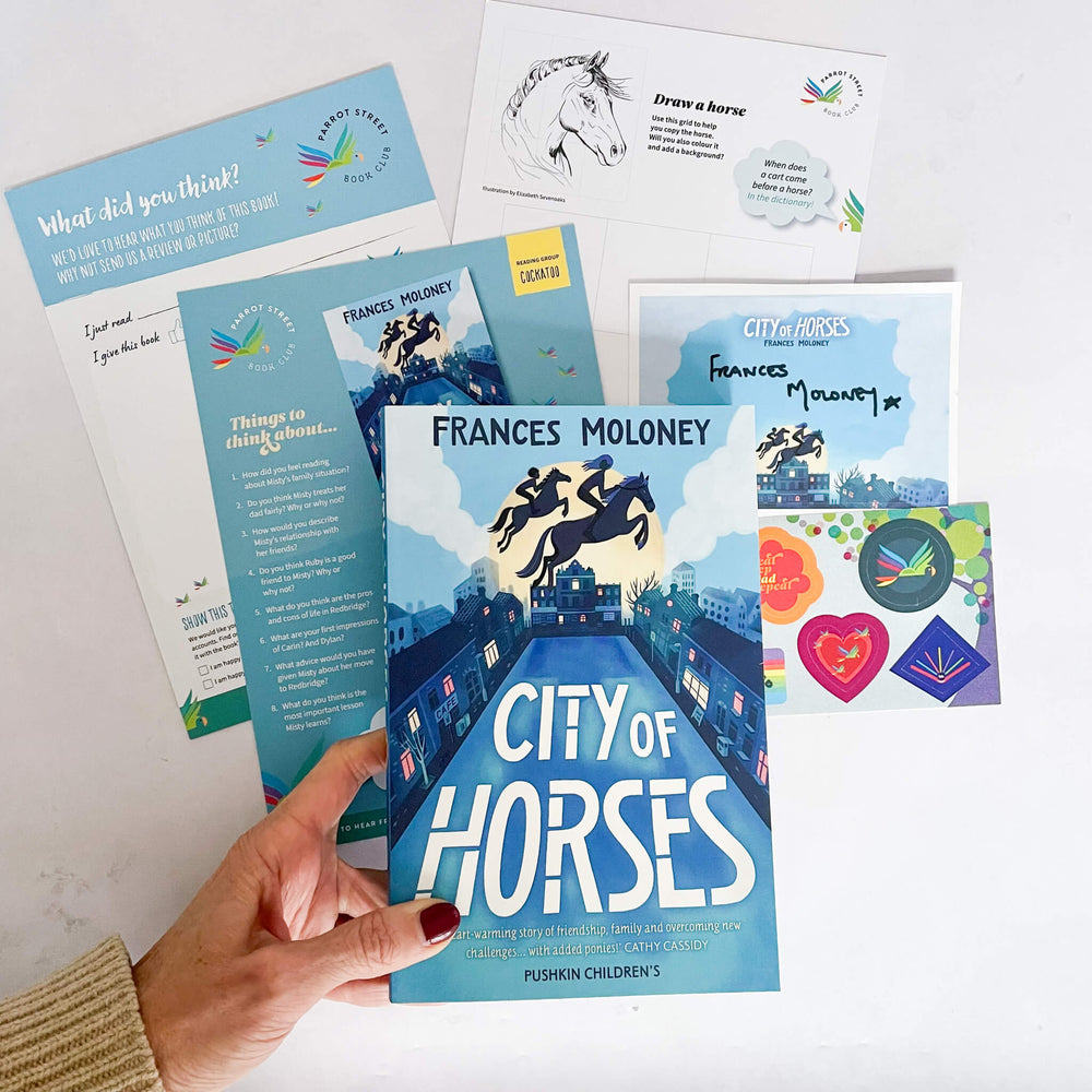 3 simple vampire Halloween crafts for kids | Parrot Street Book Club